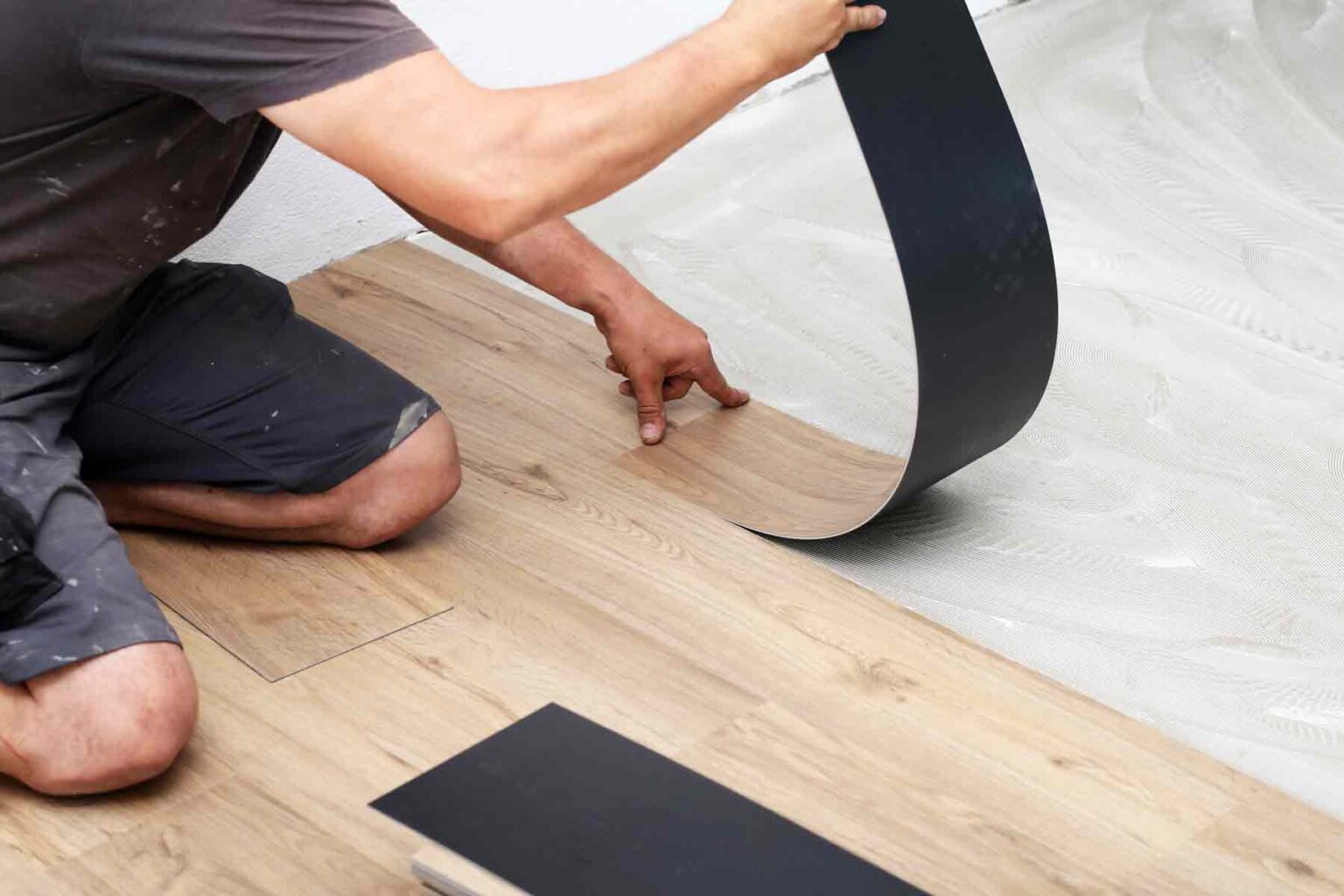 Installing Sheet Vinyl Flooring on Concrete Like a Pro: Step-by-Step ...